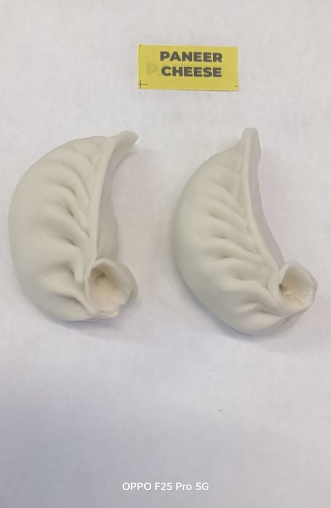 Paneer Cheese Momo (1 kg | 40 pieces) | Buy at 60% off -HungryQ